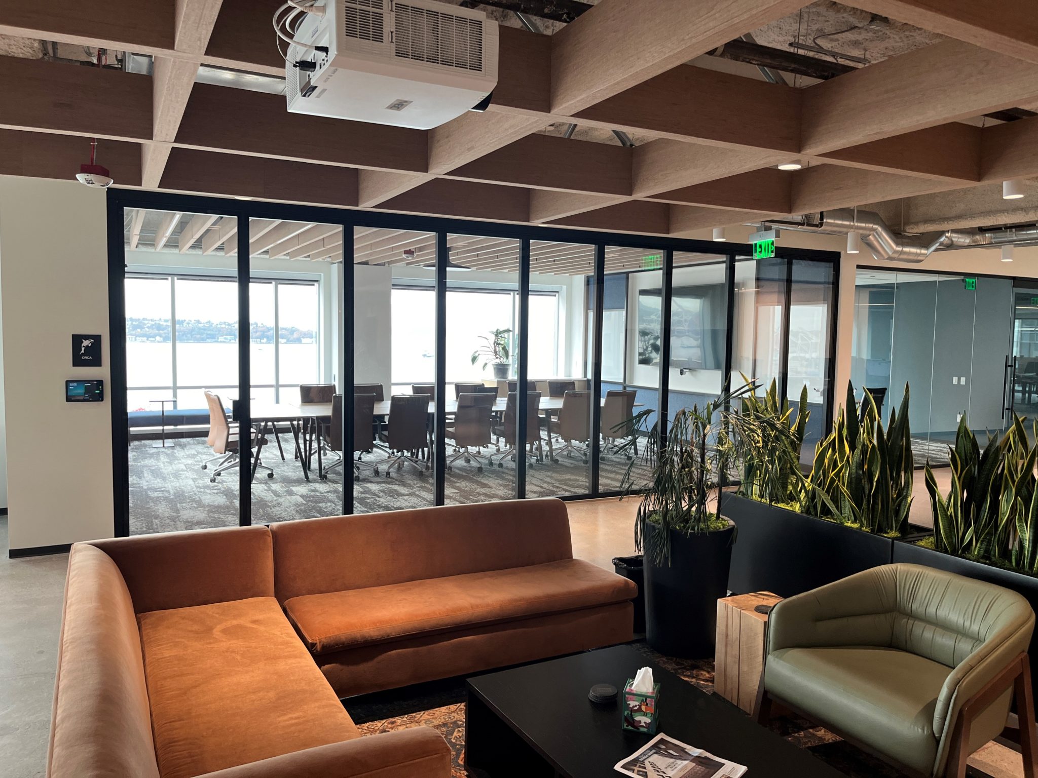 Luna - kwik-wall.com