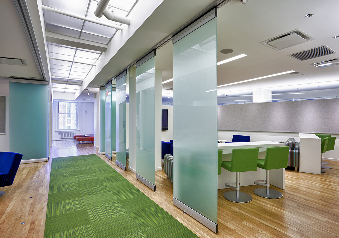 Movable Glass walls, premium sound control up to to 50 STC
